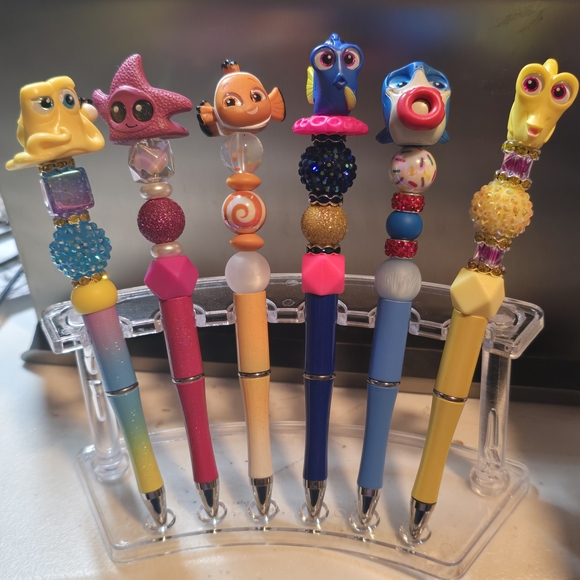 Disney | Office | Disney Doorables Finding Nemo Dory Beaded Pen Set ...